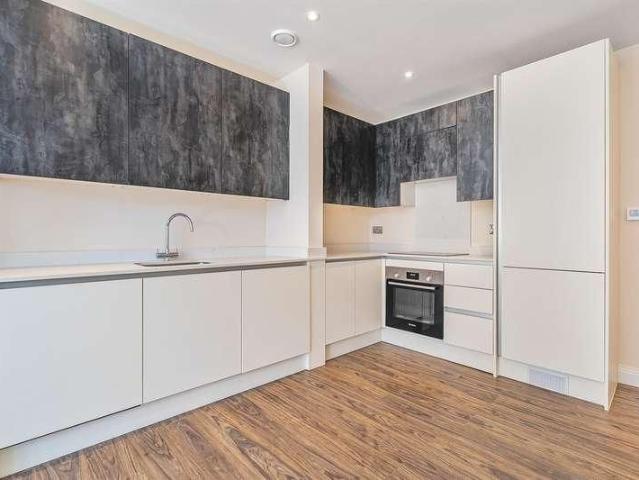 Cadogan House, Reading, RG2