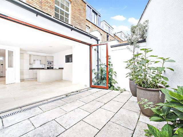Cadogan Lane, London, London SW1X, 4 bed detached house to rent, £8,493 pcm | PrimeLocation