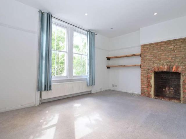 Cadogan Road, Surbiton, KT6