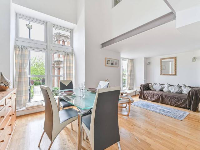 Cadogan Road, Woolwich Riverside, London SE18, 2 bed flat to rent, £2,100 pcm | PrimeLocation