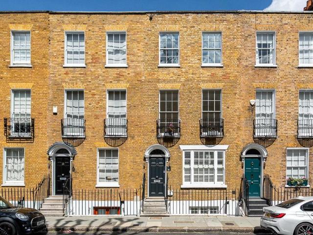 Cadogan Street, Chelsea, SW3 3 bed terraced house to rent £8,667 pcm £2,000 pw