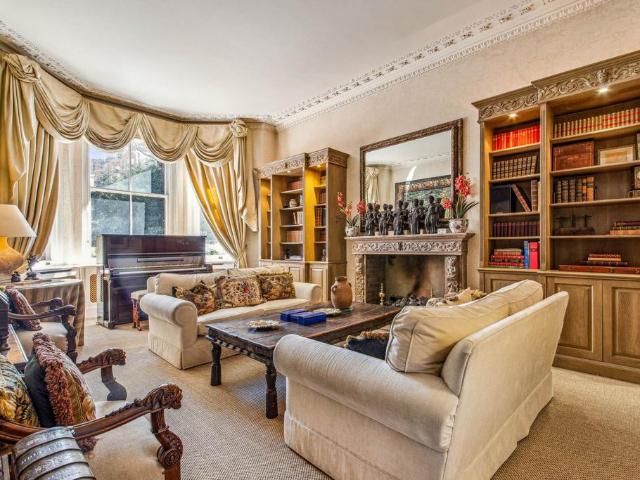 Cadogan Square, Chelsea 3 bed house to rent £23,833 pcm £5,500 pw