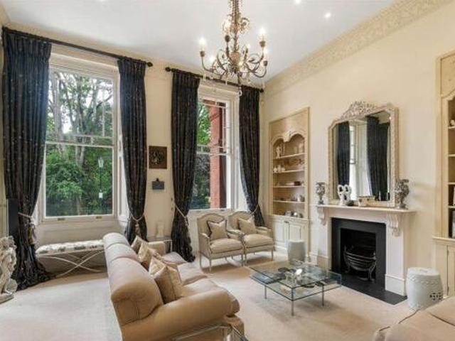 Cadogan Square, Chelsea, 3 Bedroom Apartment