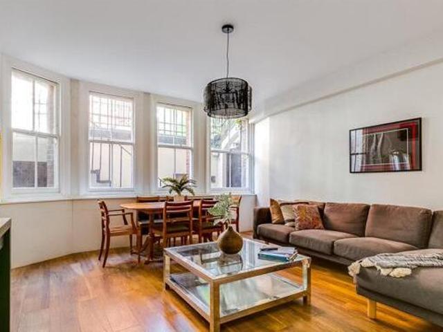 Cadogan Square, London, 2 Bedroom Apartment