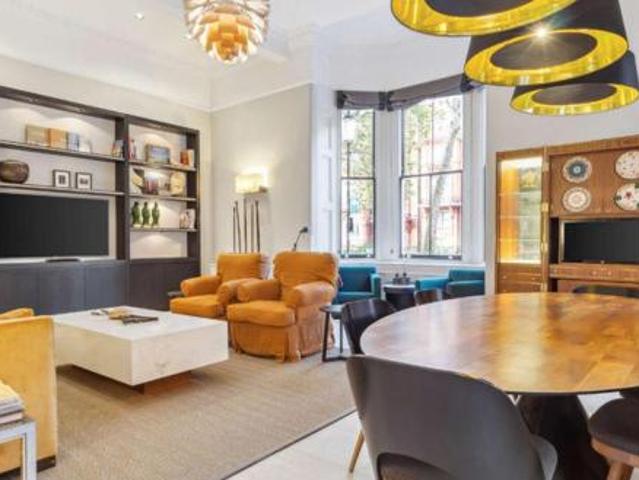 Cadogan Square, London, 2 Bedroom Apartment