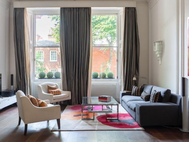 Cadogan Square, London SW1X, 2 bed flat to rent, £10,000 pcm | PrimeLocation