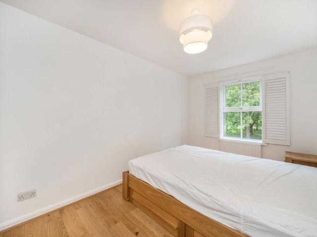 Cadogan Terrace, E9, London