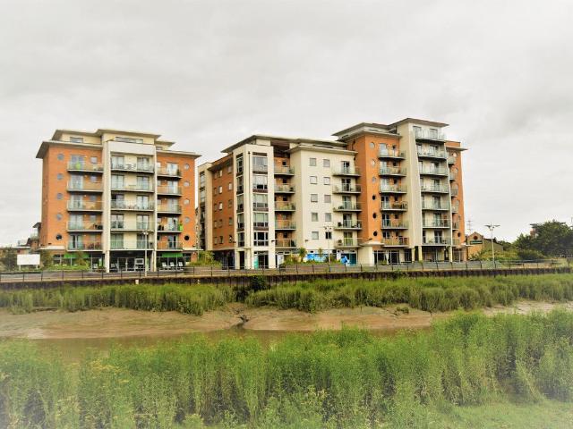 Caelum Drive, Colchester CO2, 3 bed flat to rent, £1,375 pcm | PrimeLocation