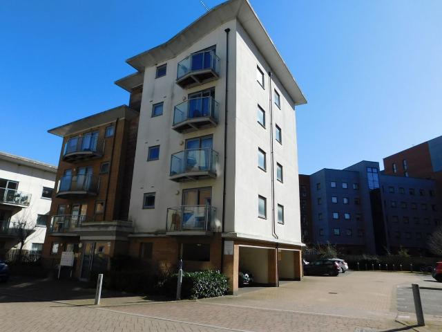 Caelum Drive, Colchester, Essex CO2, 2 bed flat to rent, £1,250 pcm | PrimeLocation