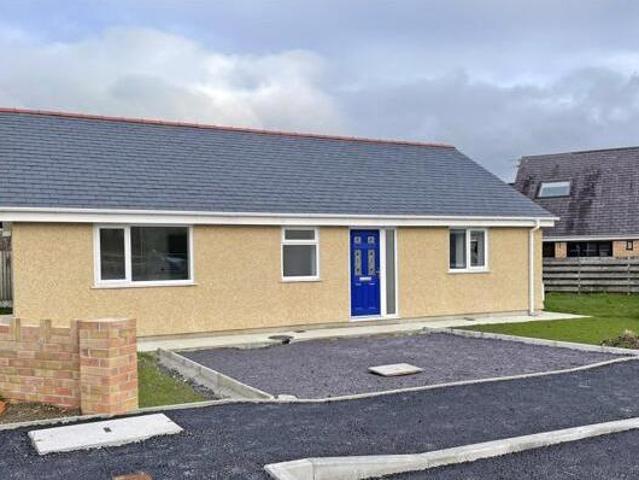 Caer Eglwys, Llanrug, 3 Bedroom Bungalow