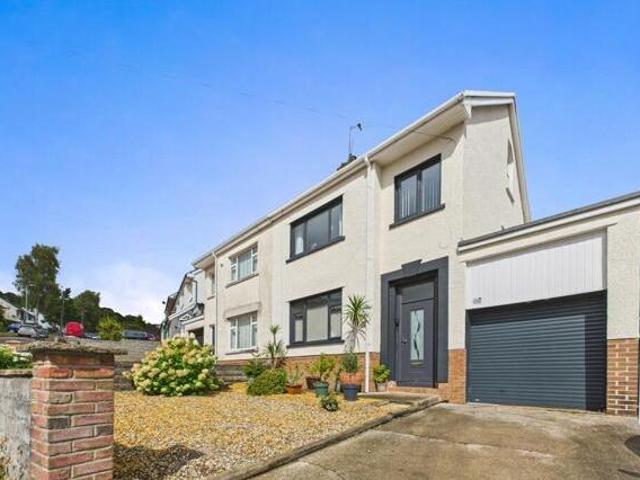 Caer Wenallt, Pantmawr, 4 Bedroom Semi detached