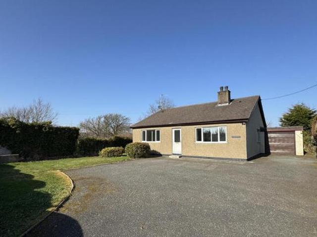 Caergeiliog, 3 Bedroom Detached
