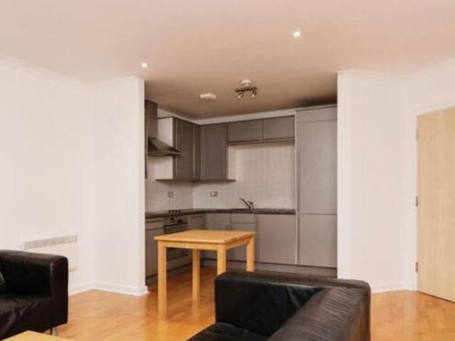 Caerdydd, The Malthouse, Caroline Street, 1 Bedroom Flat