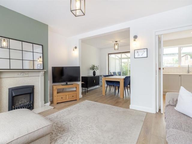 Caernarvon Road, Keynsham, Bristol