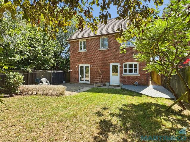 Caesar Avenue, Ashford TN23, 4 bed detached house to rent, £1,800 pcm | PrimeLocation