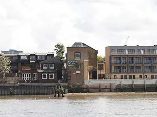 Café Ly, 1 Rainville Road, London, W6 9HA, United Kingdom | 3 bed apartment for rent #123818999 | Rentberry