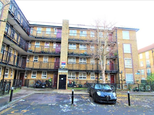 Cahir Street, London E14, 1 bed flat to rent, £1,650 pcm | PrimeLocation