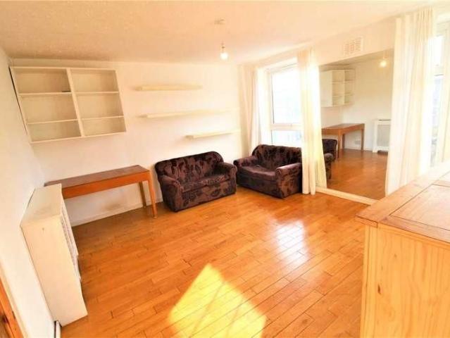Cahir Street, London, E14