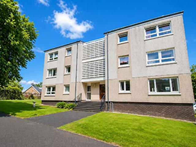 Cairnhill Drive, Glasgow G52, 2 bed flat to rent, £850 pcm | PrimeLocation