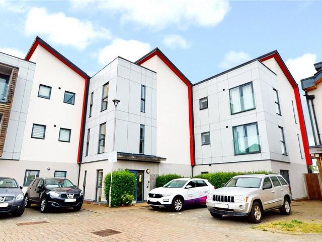 Cairns Avenue, Streatham, London SW16, 1 bed flat to rent, £1,450 pcm | PrimeLocation