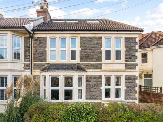 Cairns Road, Bristol, 5 Bedroom End