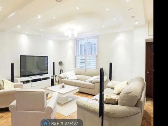 Cairns Road, London, SW11 1ES, United Kingdom | Room for rent #166923296 | Rentberry