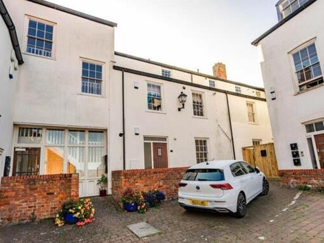Caistor, Coach House Court, Market Rasen, 2 Bedroom Apartment