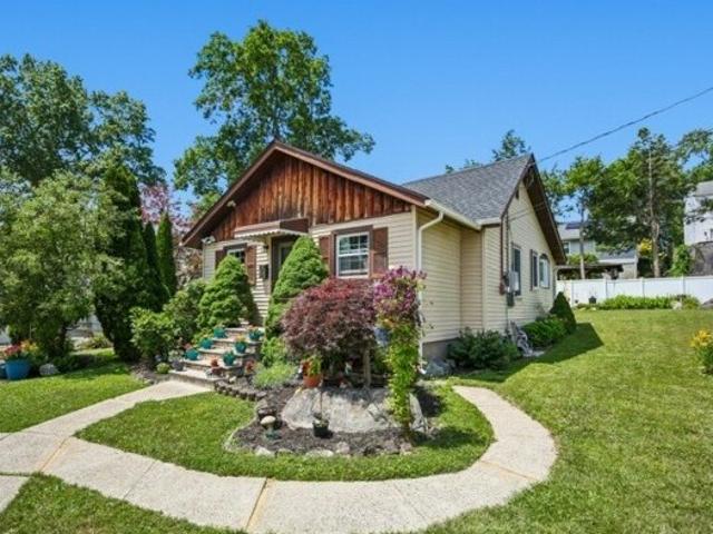 Calumet Ave, Parsippany Troy Hills Township, Home For Sale