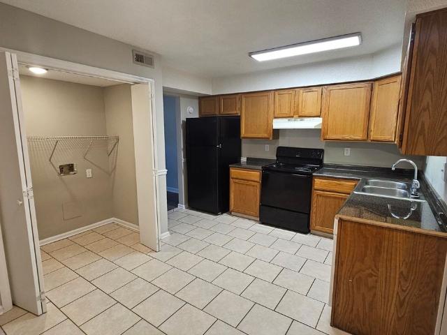 Calvary Park Apartments 2 Bedroom Apartment for Rent at 403 Barnhardt Cir, Fort Oglethorpe, GA 30742