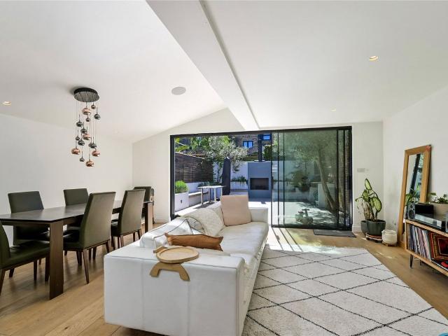 Calvert Road, London SE10, 3 bed semi detached house to rent, £4,000 pcm | PrimeLocation