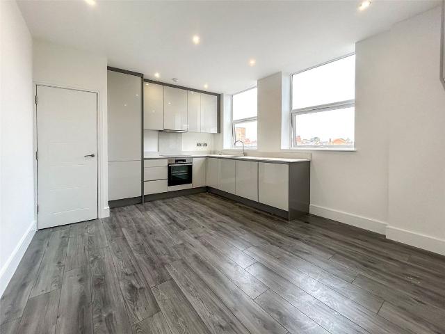 Calverley Road, Tunbridge Wells, Kent TN1, 1 bed flat to rent, £1,150 pcm | PrimeLocation