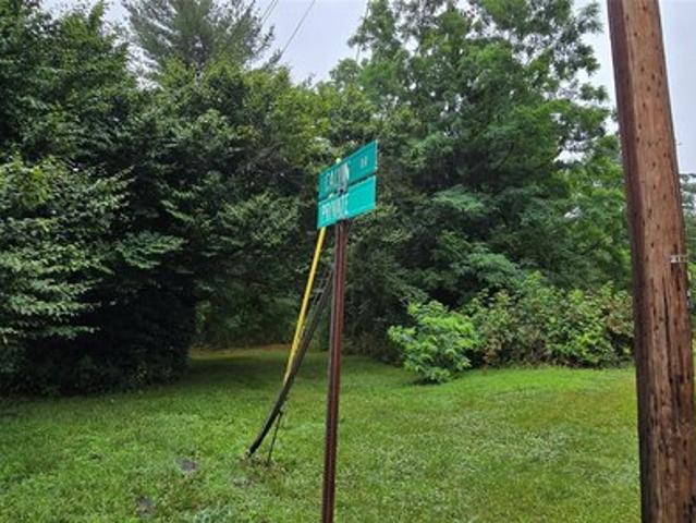 Calvin Dr, Marlboro, NY 12542