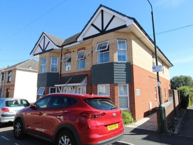 Calvin Road, Winton, Bournemouth BH9, 1 bed flat to rent, £875 pcm | PrimeLocation