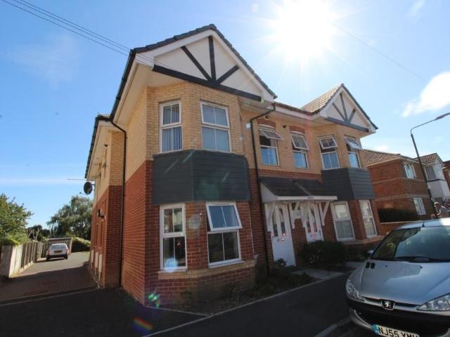 Calvin Road, Bournemouth BH9, 1 bed flat to rent, £875 pcm | PrimeLocation
