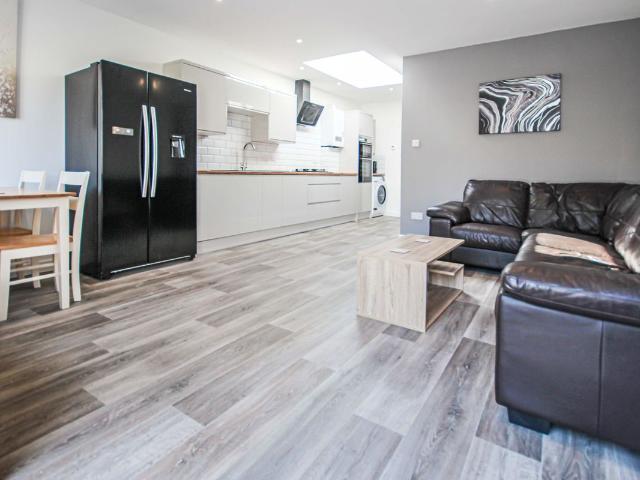 Calvin Road, Bournemouth BH9, 5 bed property to rent, £3,125 pcm | PrimeLocation