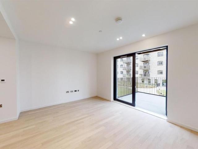 Calville House, The Brentford. 1 bed apartment to rent £2,100 pcm £485 pw