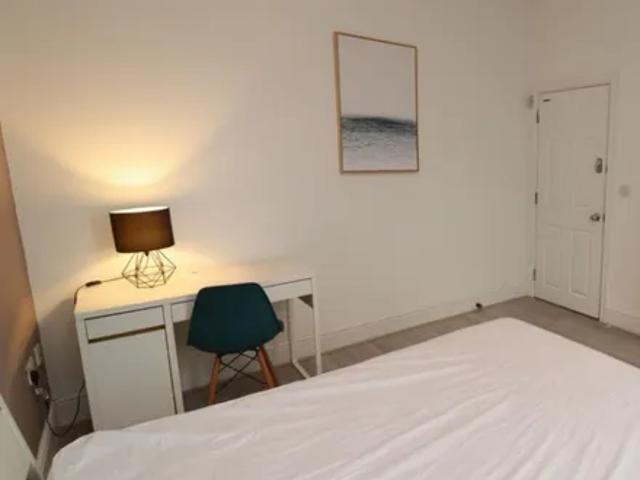 Calydon Road, London, SE7 7NH, United Kingdom | Room for rent #154576126 | Rentberry