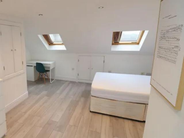 Calydon Road, London, SE7 7NH, United Kingdom | Room for rent #154588636 | Rentberry