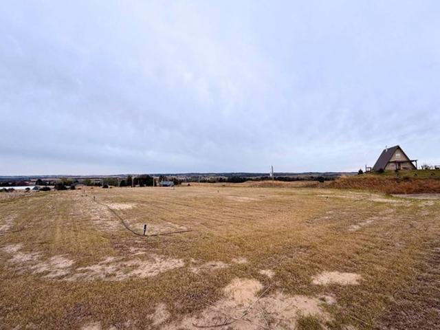 Calamus Dr, Burwell, NE 68823