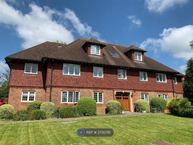 Caldbec Hill, Battle TN33, 2 bed flat to rent, £1,200 pcm | PrimeLocation