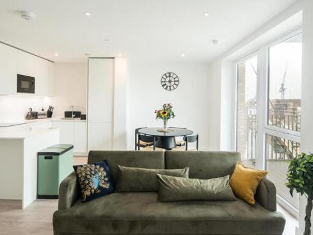 Caldon Boulevard, Wembley, 2 Bedroom Flat