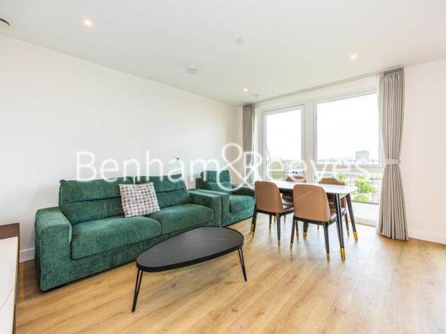 Caldon Boulevard, Wembley HA0 2 bed apartment to rent £2,150 pcm £496 pw