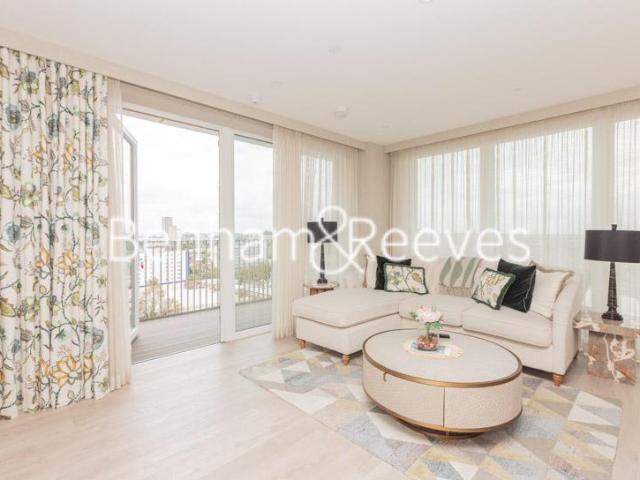 Caldon Boulevard, Wembley HA0 3 bed apartment to rent £3,500 pcm £808 pw