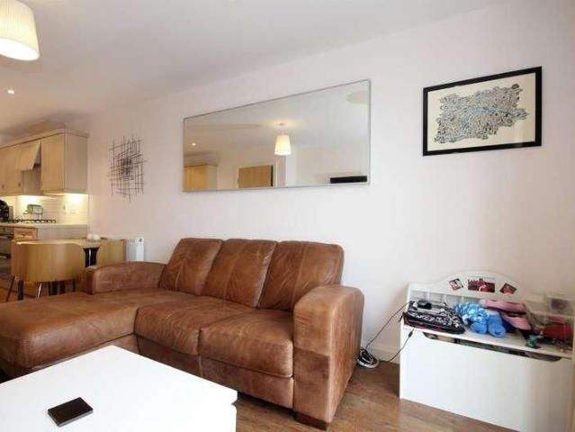 Caldon House, UB5