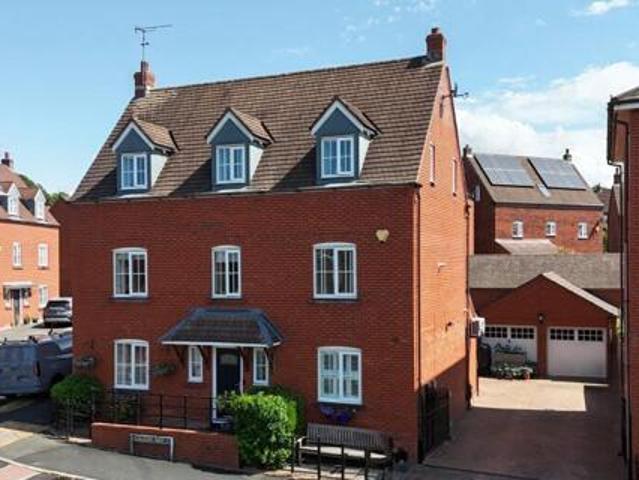 Caldon Way, Stone, 5 Bedroom Detached
