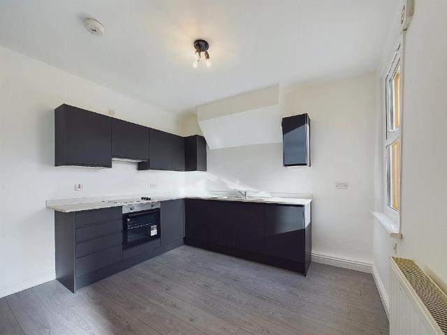 Caldy Road, Belvedere DA17 3 bed terraced house to rent £1,950 pcm £450 pw