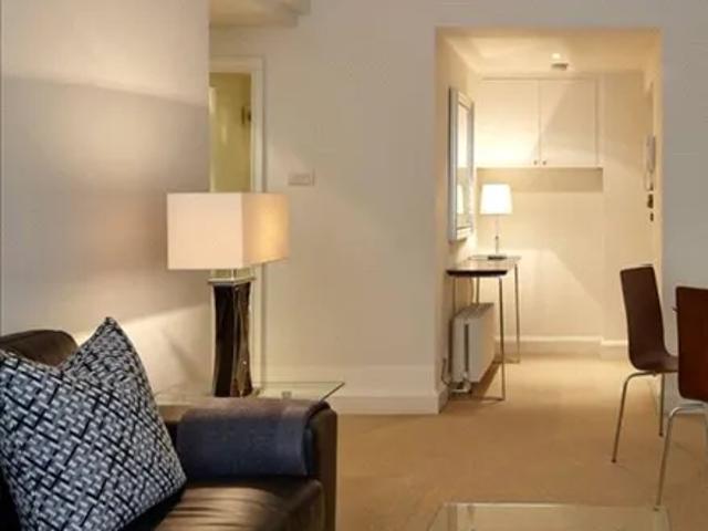 Cale Street, London, SW3 3RA, United Kingdom | 2 bed apartment for rent #139071640 | Rentberry