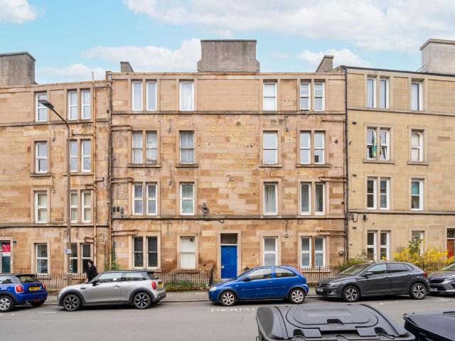 Caledonian Crescent, Edinburgh EH11, 1 bed flat to rent, £950 pcm | PrimeLocation