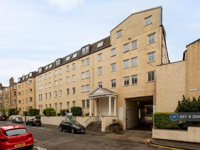 Caledonian Crescent, Edinburgh, EH11 4 bed flat to rent £2,850 pcm £658 pw