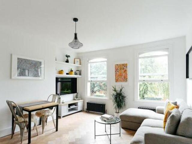 Caledonian Road, 2 Bedroom Flat